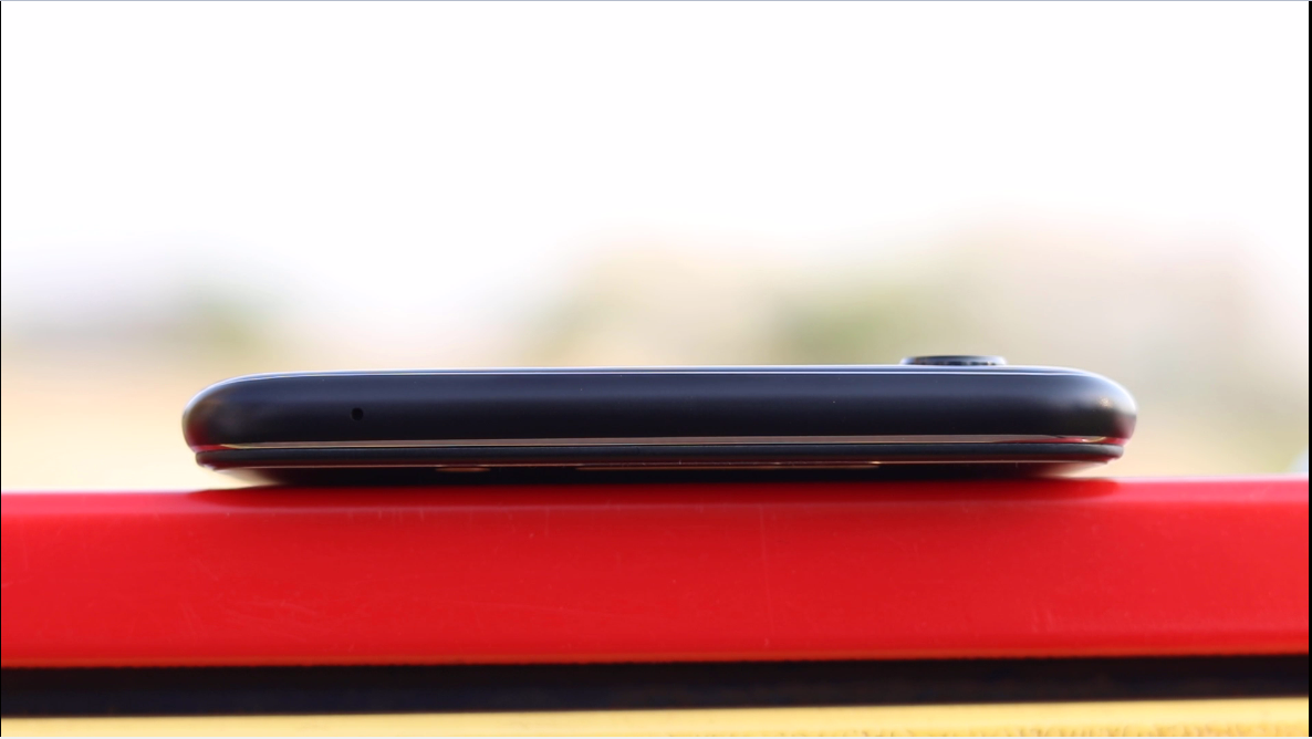 Vivo V7 Plus Pictures, Official Photos - WhatMobile